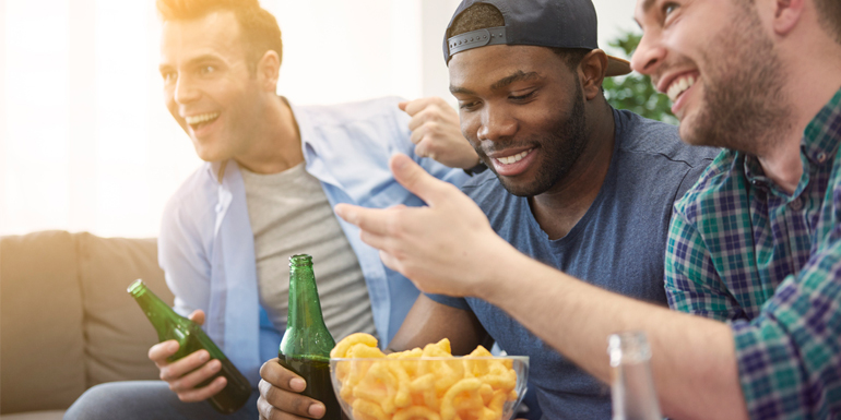 Why Am I Not Losing Weight: Eating When Bored | Beachbodyblog.com