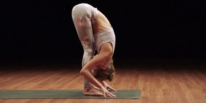 6 Best Stretches for Cyclists Before and After a Workout | BODi